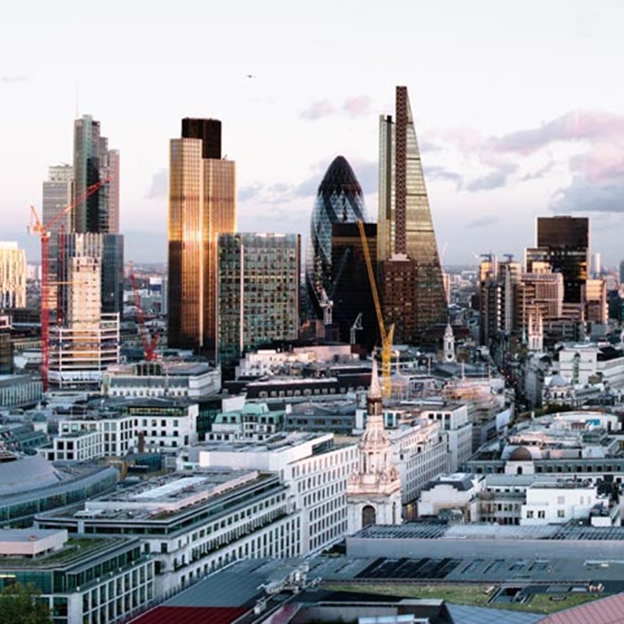 Hyperscale Data Centre Services in London Hayes | Colt DCS