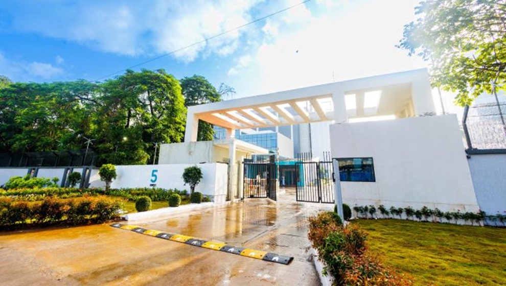 Indian Hyperscale Data Centre Located in Mumbai | Colt DCS